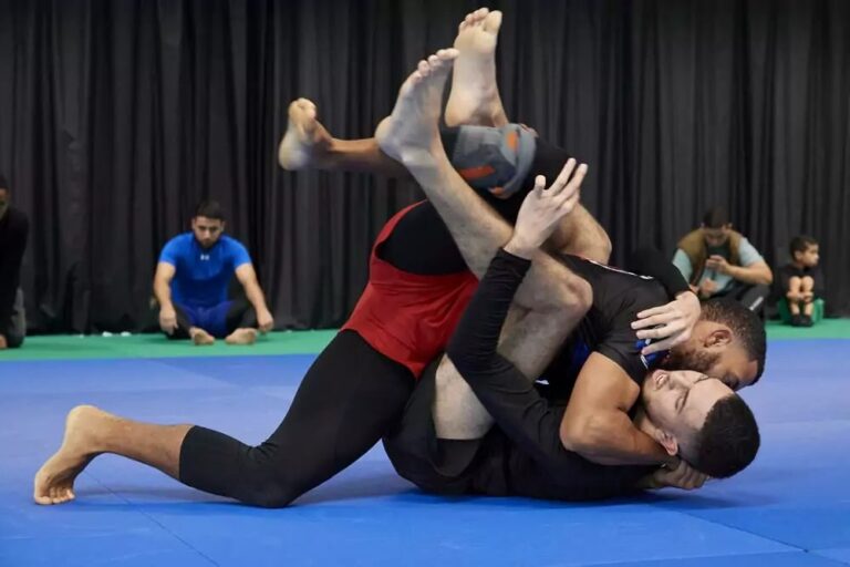 Grappling : règles, techniques et guide du sport de combat